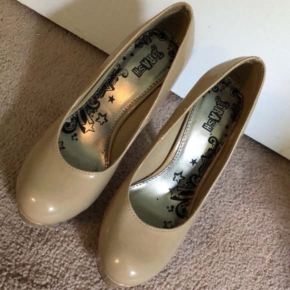 Brash | Shoes | Tan Pumps | Poshmark